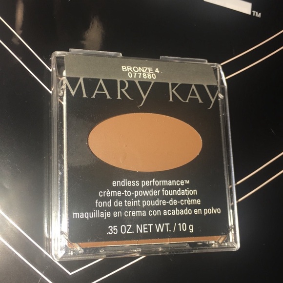 Makeup | Mary Kay Bronze 4 Cream To Powder Foundation | Poshmark